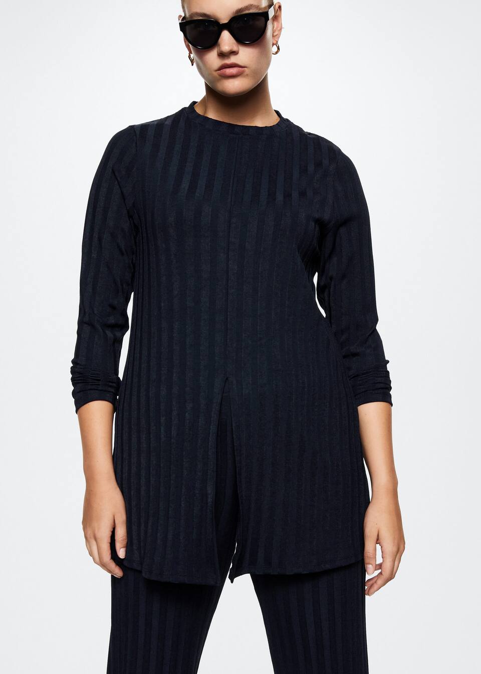 Langärmliges T Shirt Mit Cut Out Damen Mango Outlet Deutschland