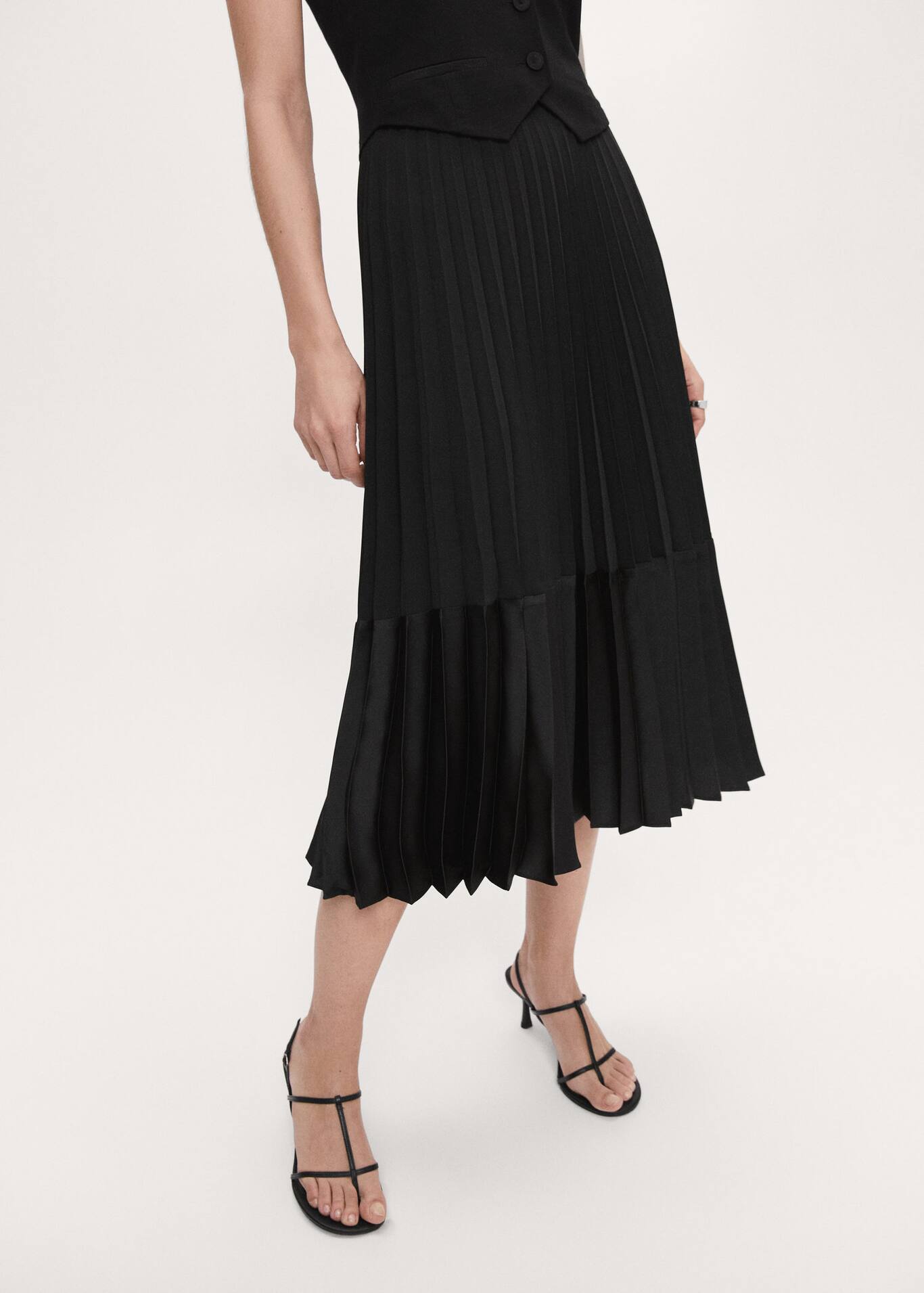 Falda Midi Plisada Satinada Mujer Mango Outlet España