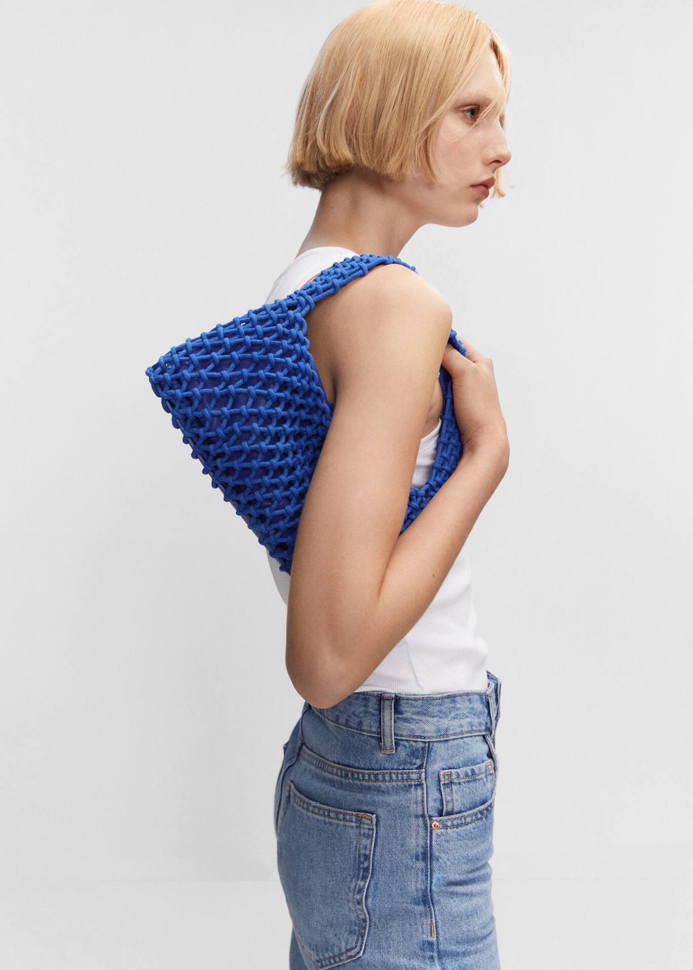 Crochet shoulder bag - Woman | MANGO OUTLET Bulgaria