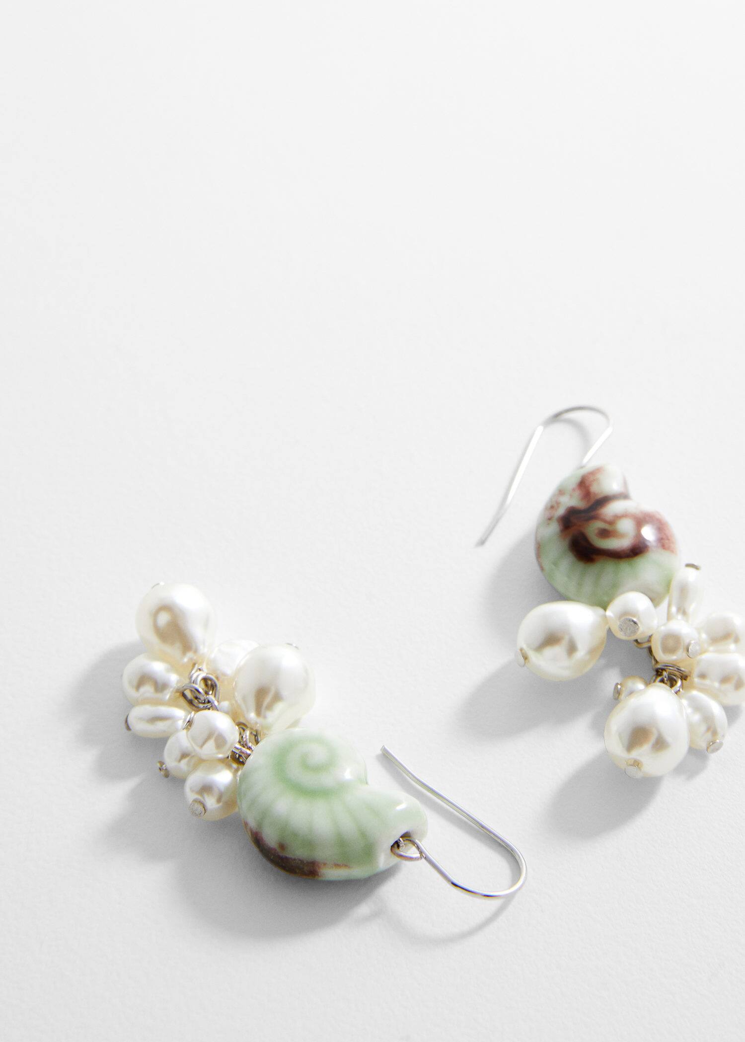 Combined shell earrings - Woman | MANGO OUTLET Lithuania