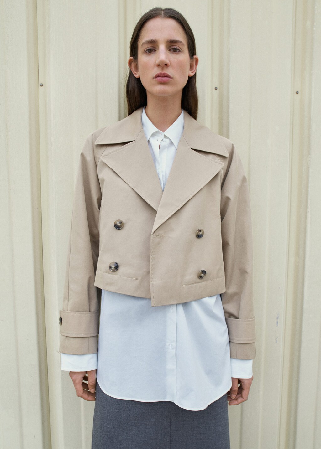 Cropped trench coat with lapels - Woman | Mango Bosnia-Herzegovina