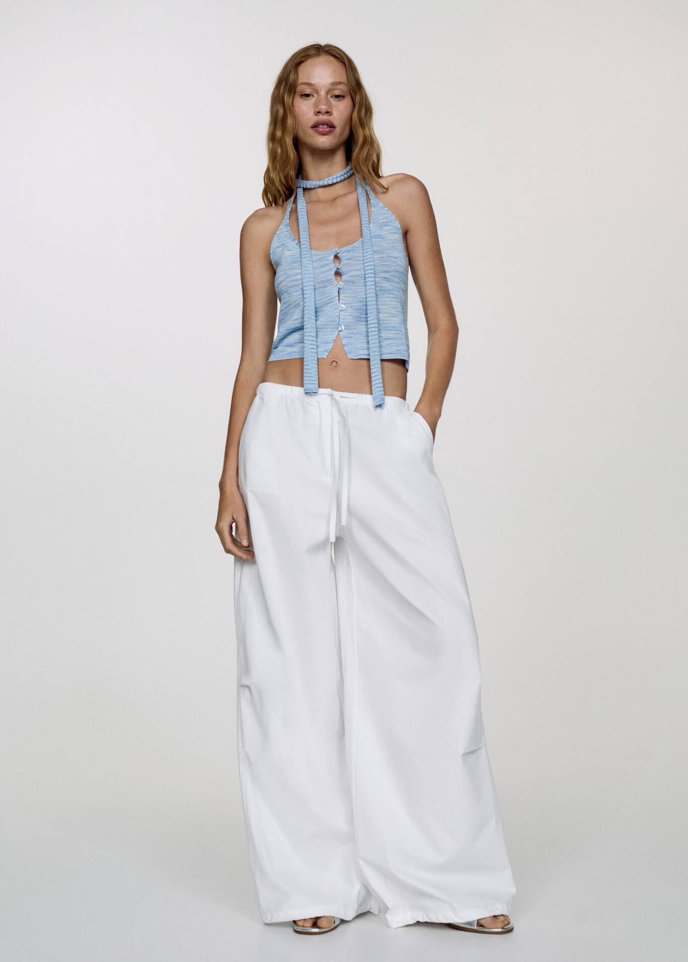 100% cotton parachute trousers - Woman | Mango Norway