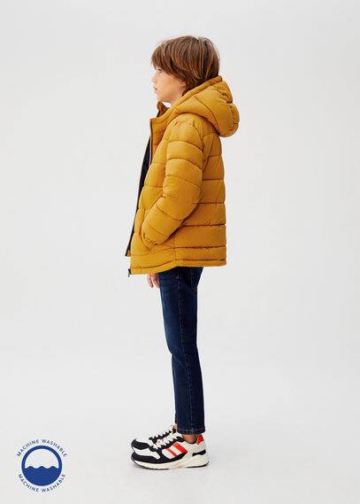 Kapüşonlu kapitoneli mont