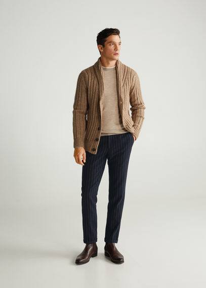 İnce çizgili yün pantolon İnce çizgili yün pantolon