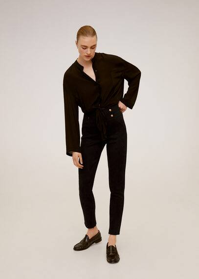 Düz kesimli düğmeli pantolon