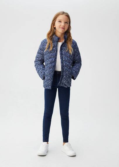 Çiçek desenli kapitoneli anorak Çiçek desenli kapitoneli anorak