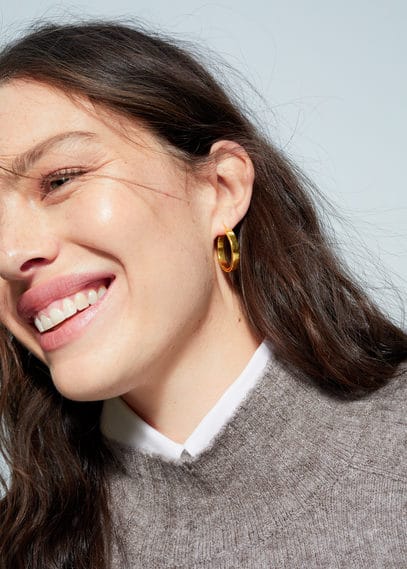 İnce halkalı küpe